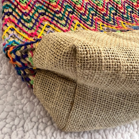 Bags | Nwot Artesanias Made In Mexico Woven Multicolored Zip Top Tote ...